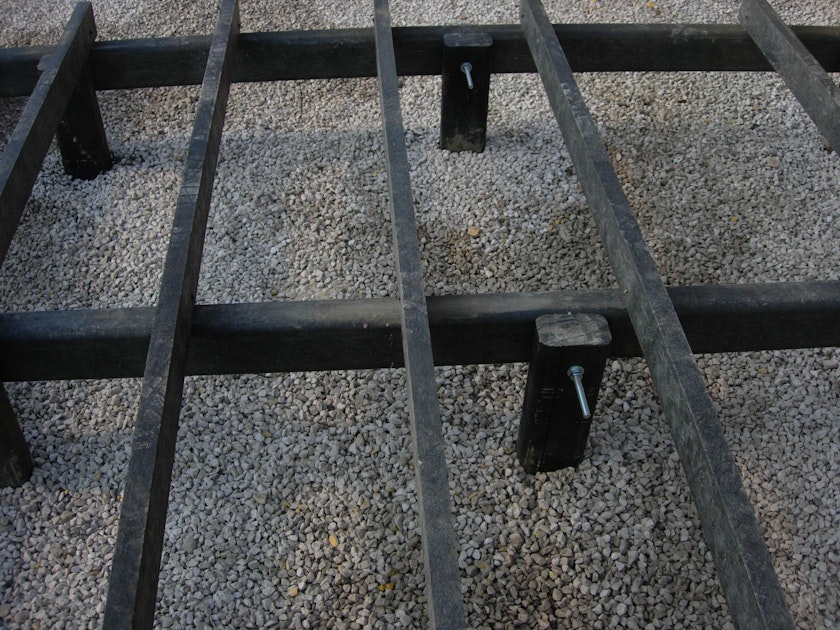 Millboard® PlasPro Unterkonstruktion Schwarz 50 x 125 x 3000 mm